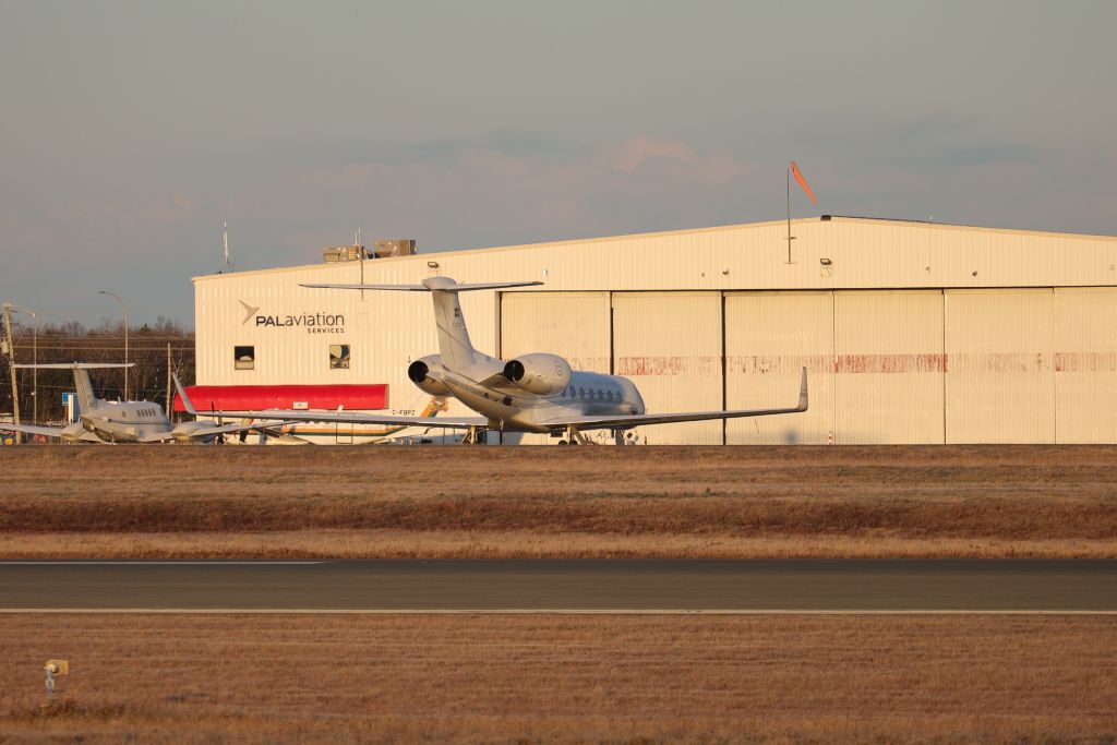 102005 | Plane Spotters - Aircraft Information