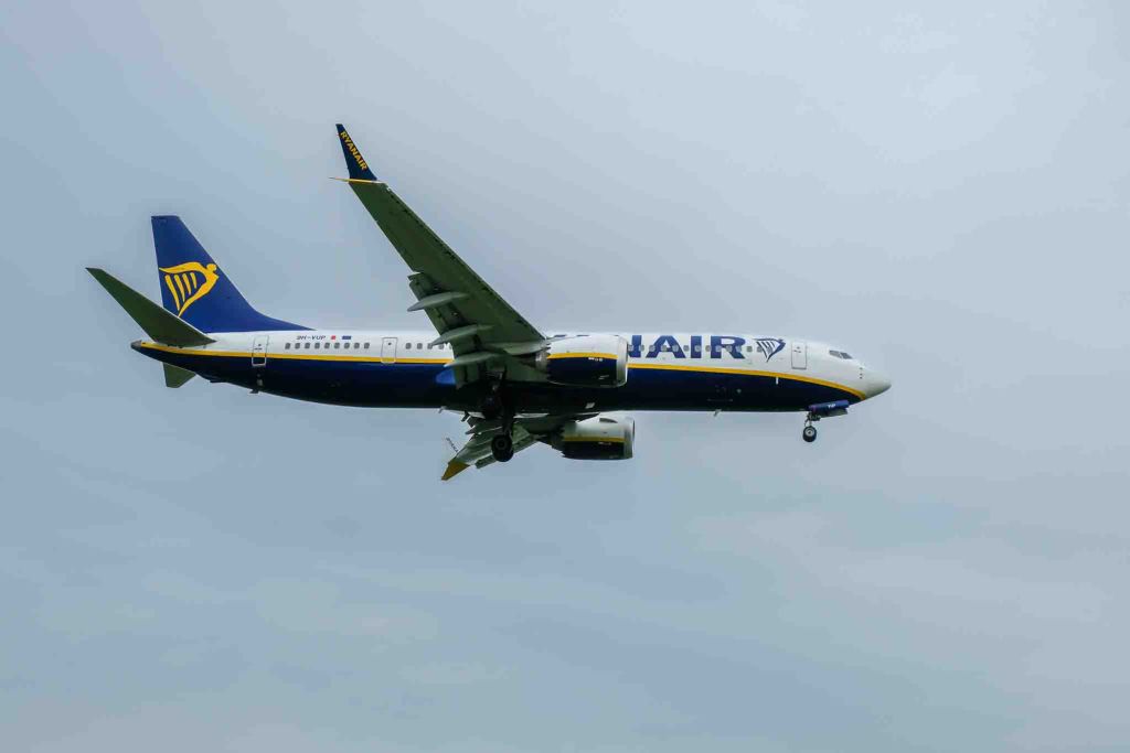 9H-VUP | Plane Spotters - Aircraft Information