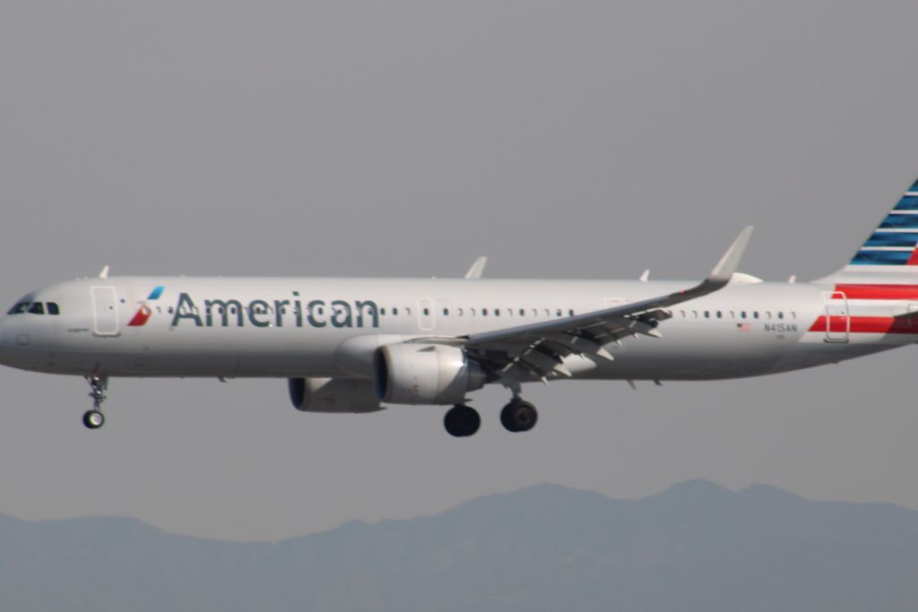 Plane Spotting Database for Plane Spotters